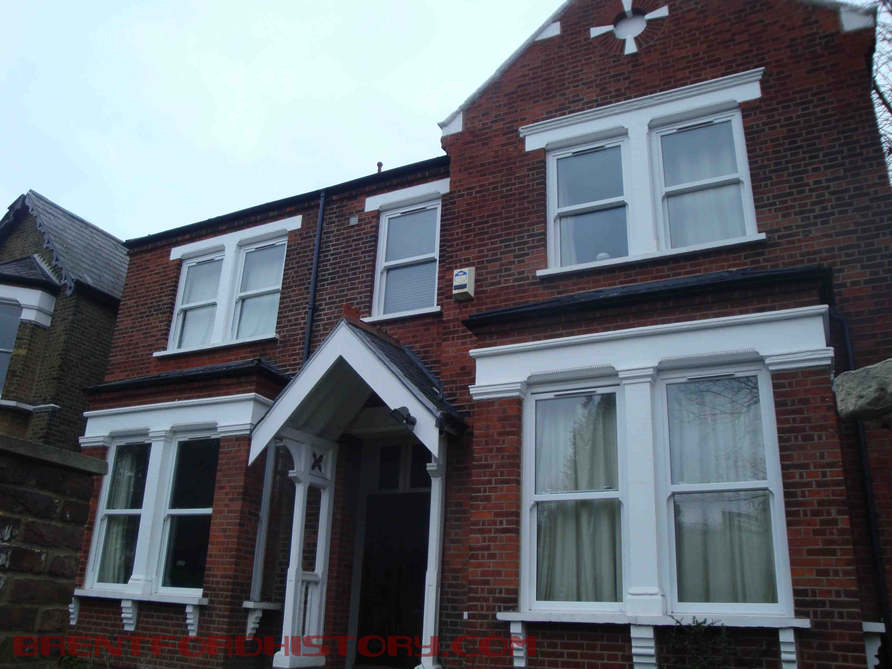 Windmill Road Villa – The History of Brentford