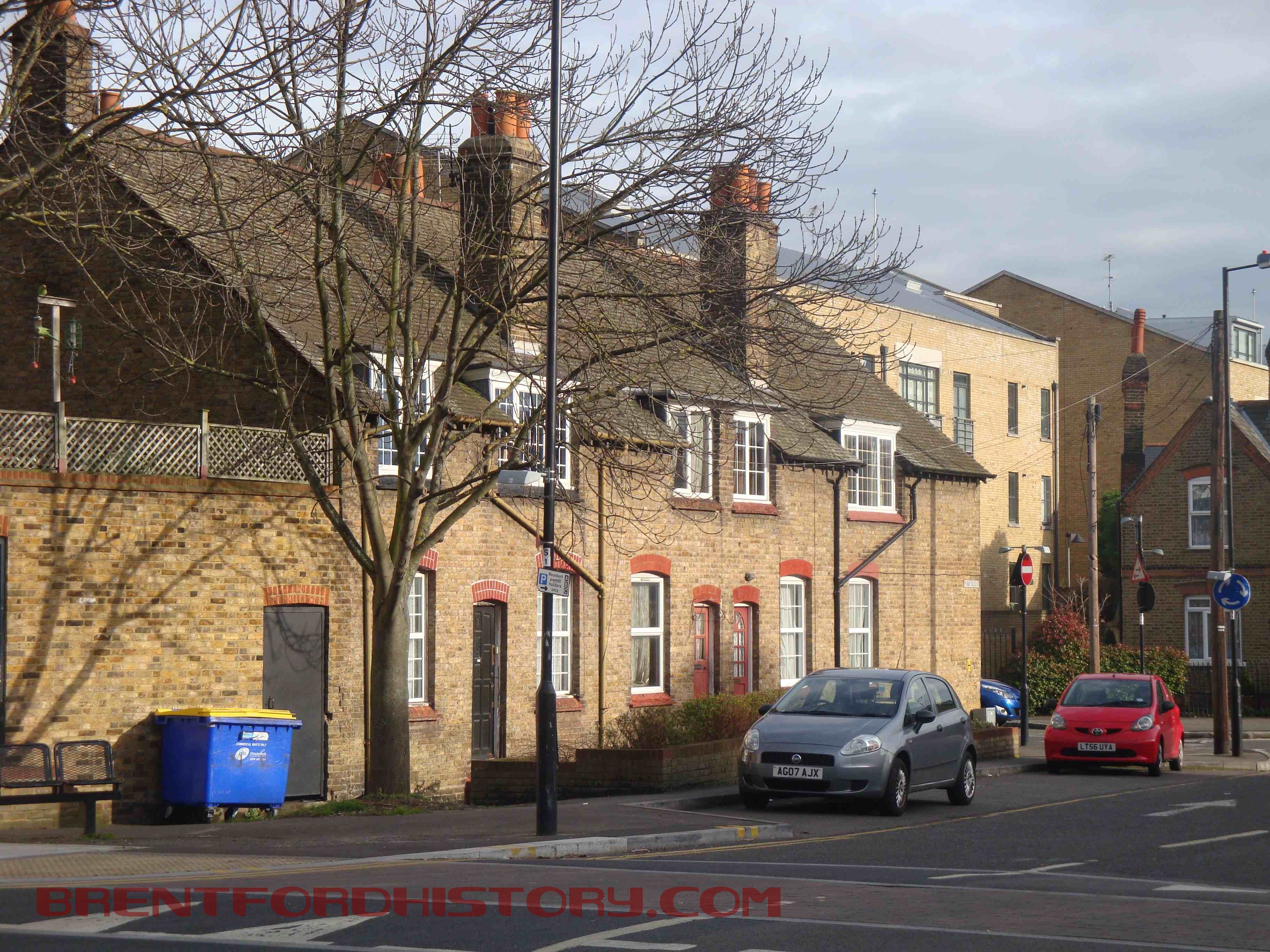 1to4_pump_alley – The History of Brentford